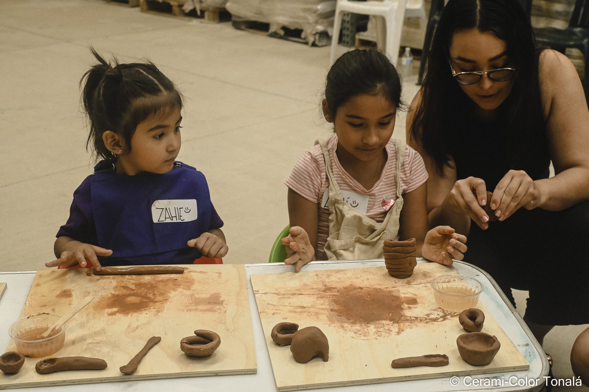Taller barro para niños – CeramiColor